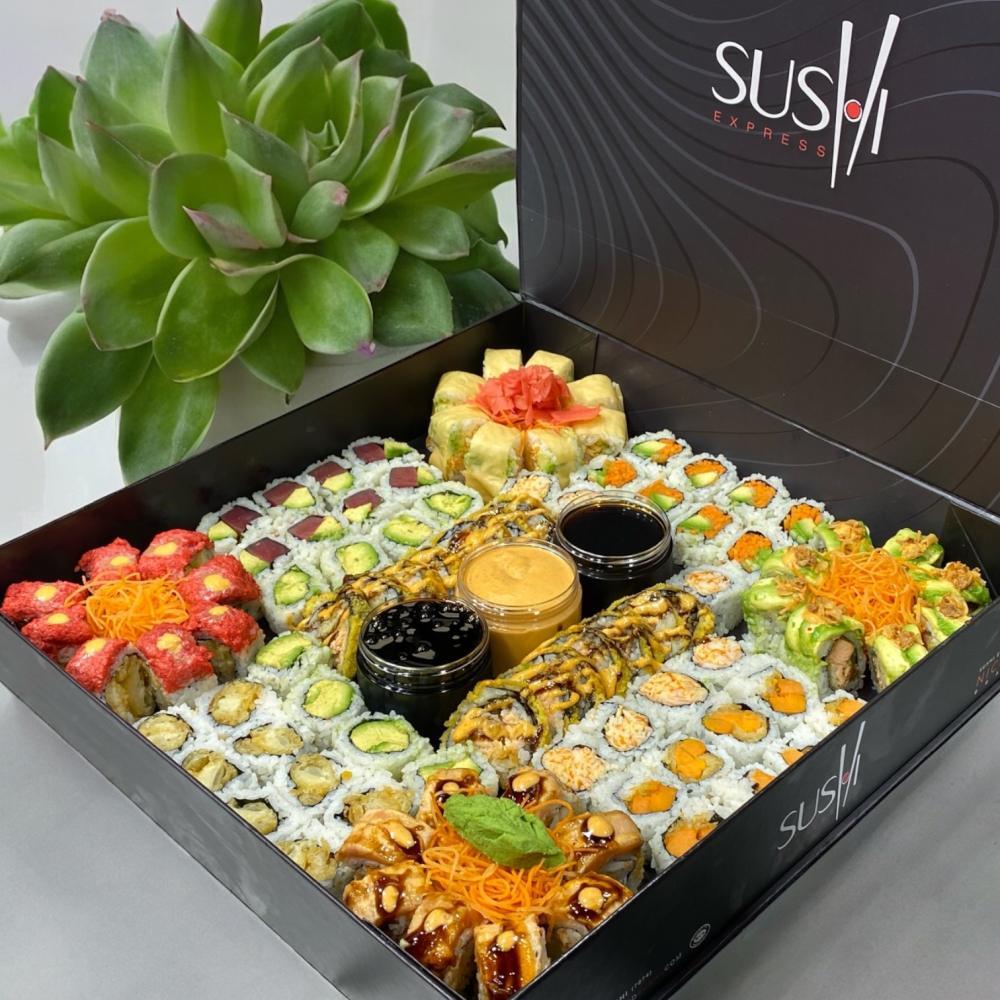 Signature Sushi Platter Large